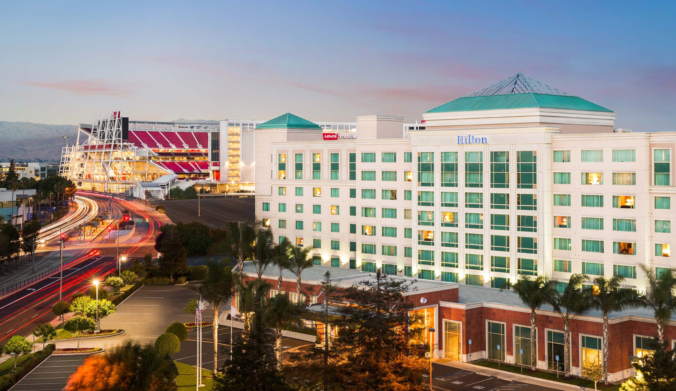 Hilton Santa Clara | Stay Near Levi’s Stadium & Convention Center